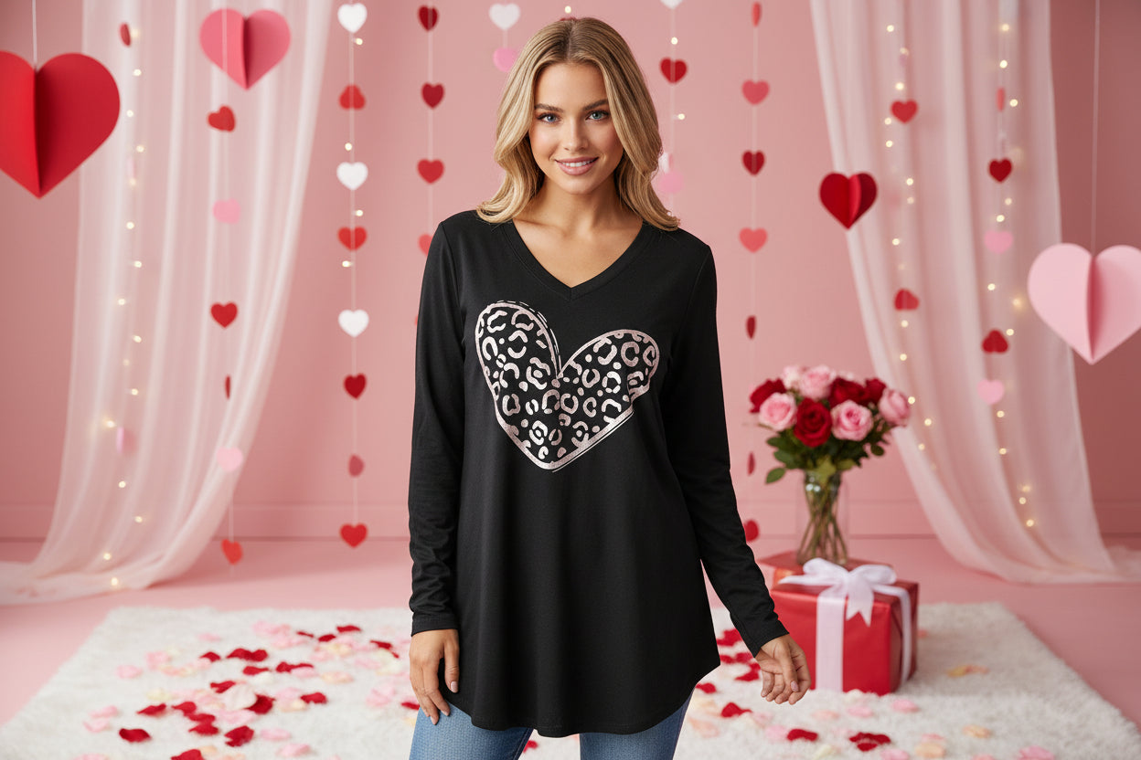Long Sleeve Black Gold Leopard Heart T-Shirt – Andrea's Schnuck Store